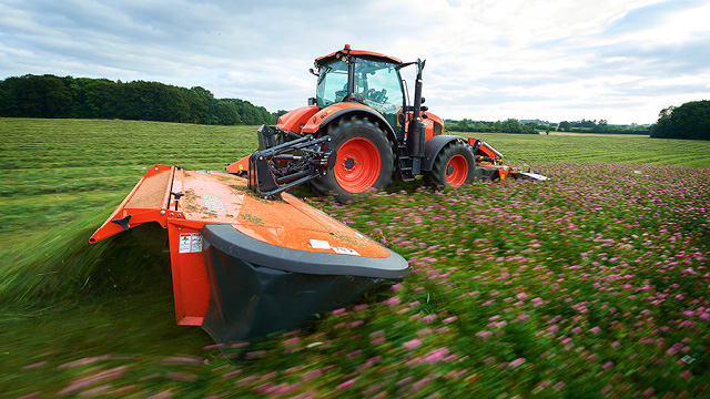 DMC6300 Series Disc Mower Conditioners | Kubota Canada