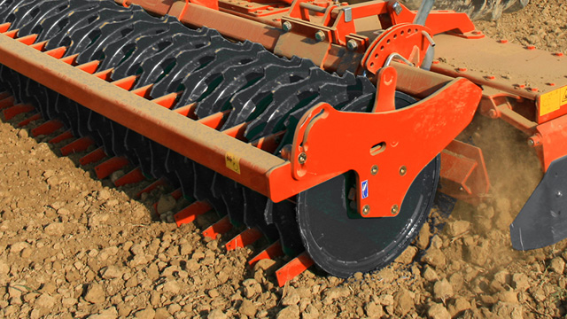 Power Harrows | Kubota Canada