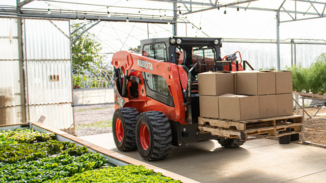 Skid Steer Loaders Skid Steer Loaders | Kubota Canada
